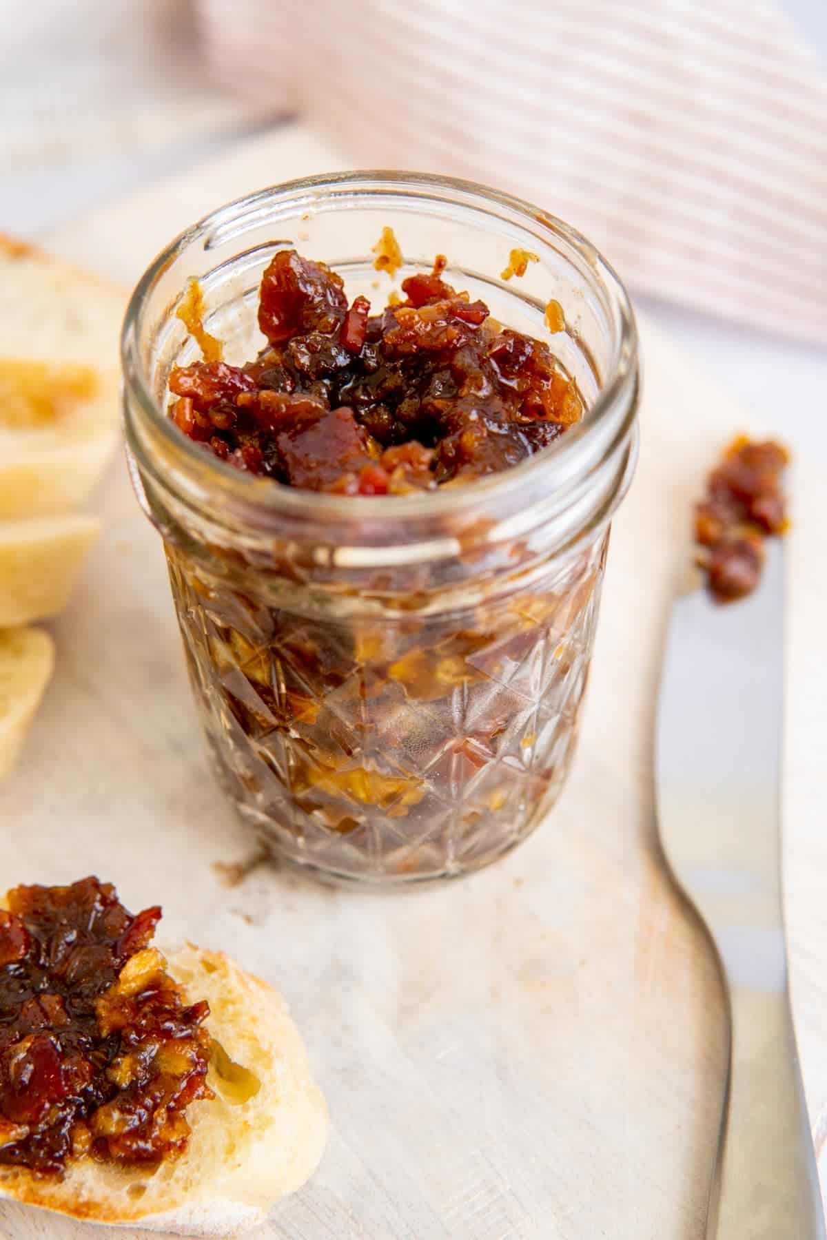 Maple Bacon Onion Jam Recipe - Salt & Spoon