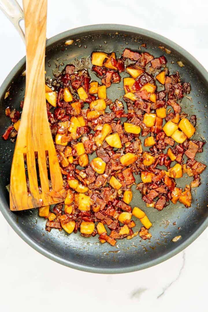 Maple Bacon Onion Jam Recipe - Salt & Spoon