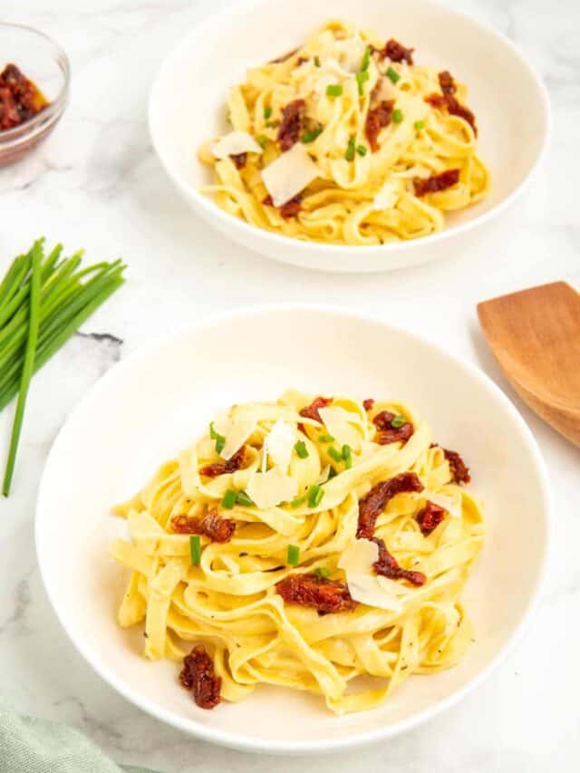 Sun-Dried Tomato Alfredo Fettuccini Story - Salt & Spoon